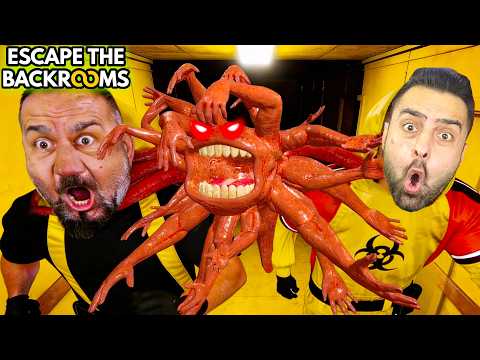 TEK AĞZI 10 ELİ VAR! GİZEMLİ YARATIK! ÜMİDİ İLE ESCAPE THE BACKROOMS OYNUYORUZ bölüm 3