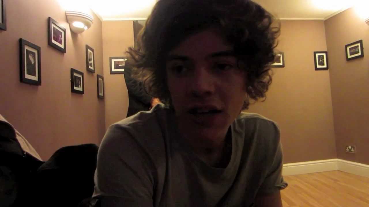 ONE DIRECTION'S HARRY Wants to Stay UP ALL NIGHT! - YouTube
