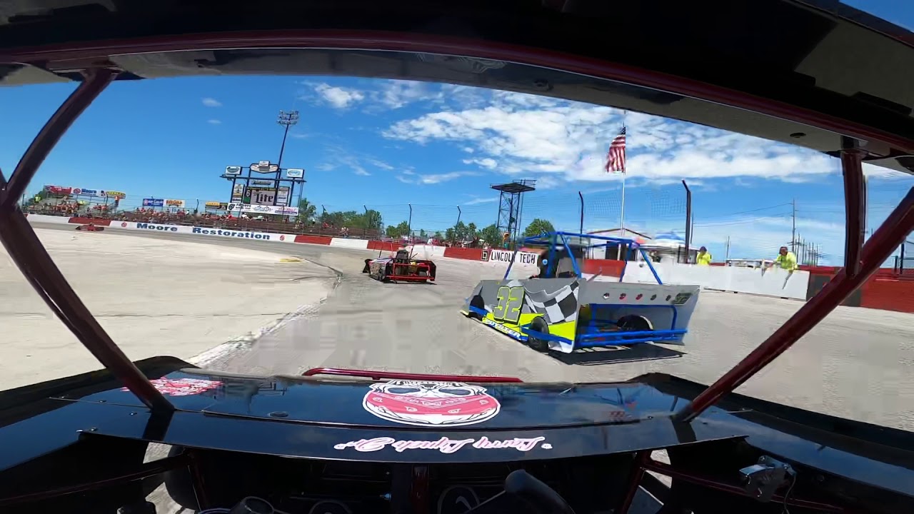 Jr. Fastkart Heat Race Indianapolis Speedrome - YouTube