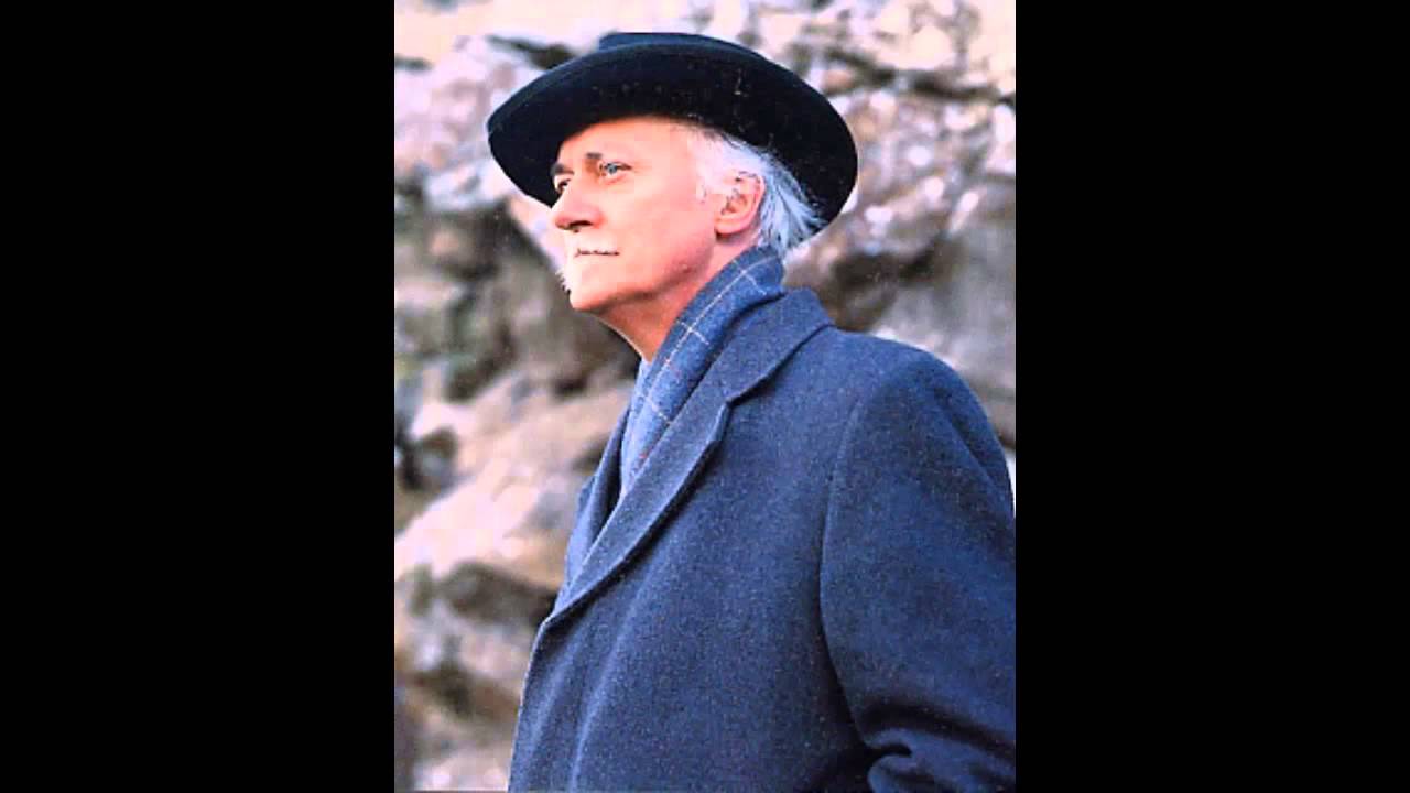 Ronald Stevenson plays Beethoven 'Moonlight' sonata (Op. 27 no 2 in c ...