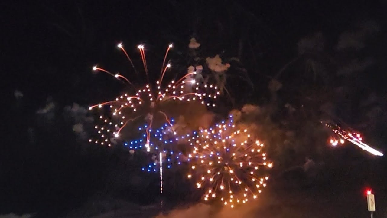 NIGHT SHOW AT SUN 'N FUN AEROSPACE EXPO AND AIR SHOW. Featuring ...
