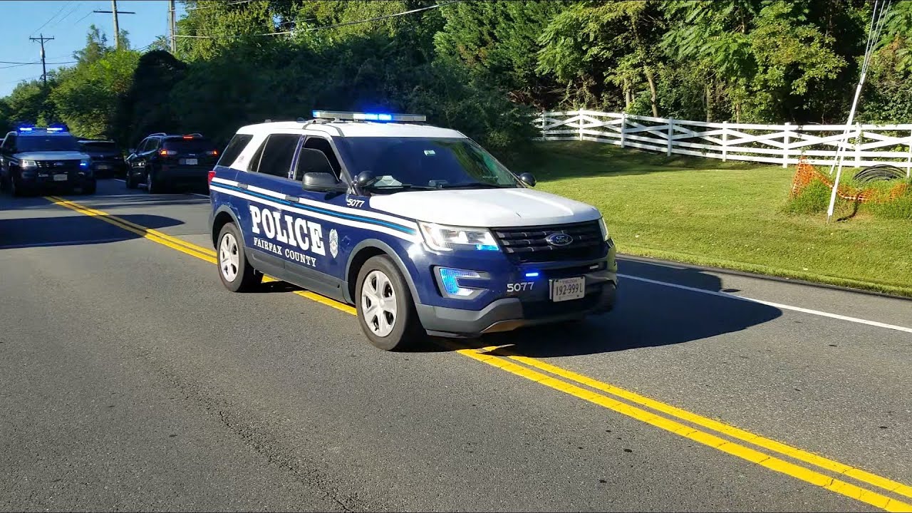 2 Fairfax County Police cars responding+arriving - YouTube