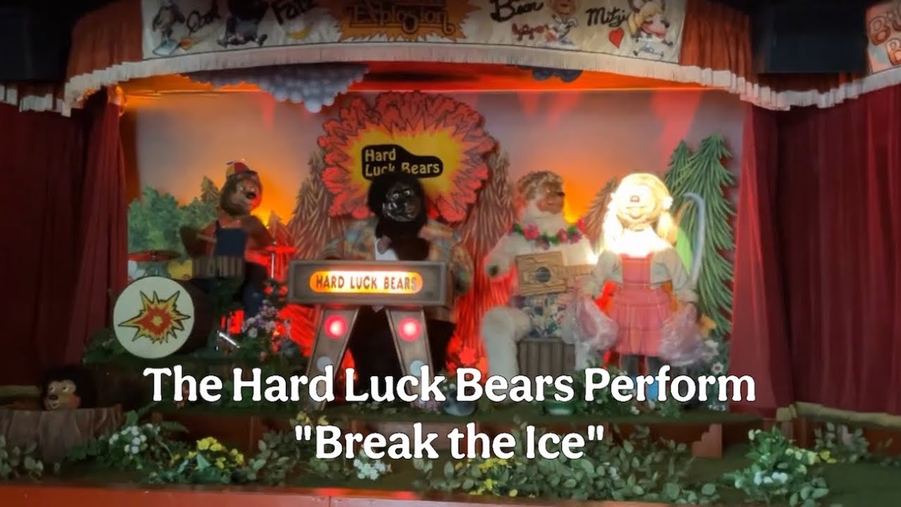 The Hard Luck Bears Perform “Break the Ice” at Gullivers Kingdom - YouTube