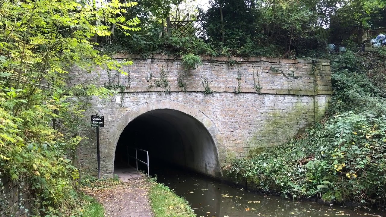 04/Oct/2018. Walk: Woodley - Bredbury. - YouTube