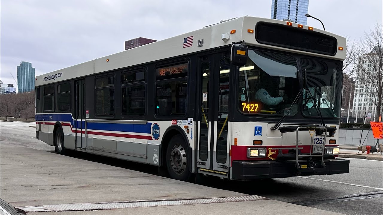 CTA Ride 2007 New Flyer D40LF (1252) On Route X4 Cottage Grove Express ...