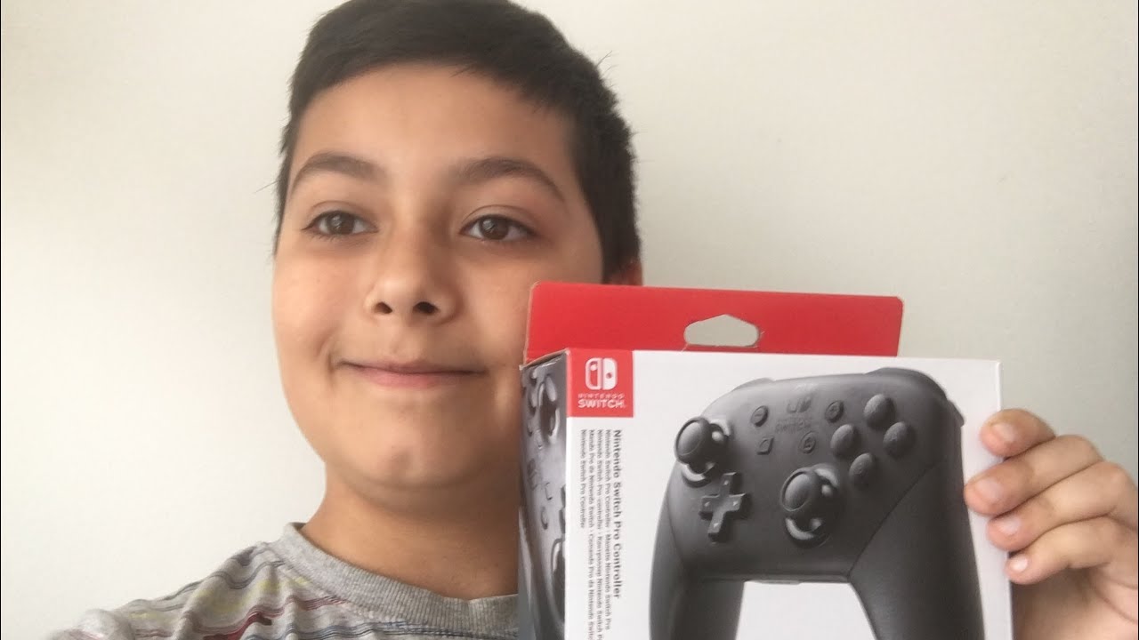 Review Of The Nintendo switch Pro Controller And *SECRET*!!! - YouTube