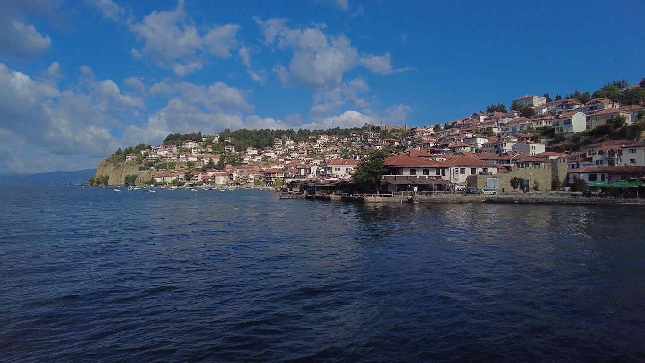 4K HD Morning walk through the city of Ohrid - Utrinska prosetka niz ...