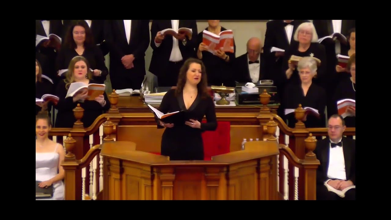 Amy Maude Helfer sings “O thou that tellest,” Handel’s Messiah - YouTube