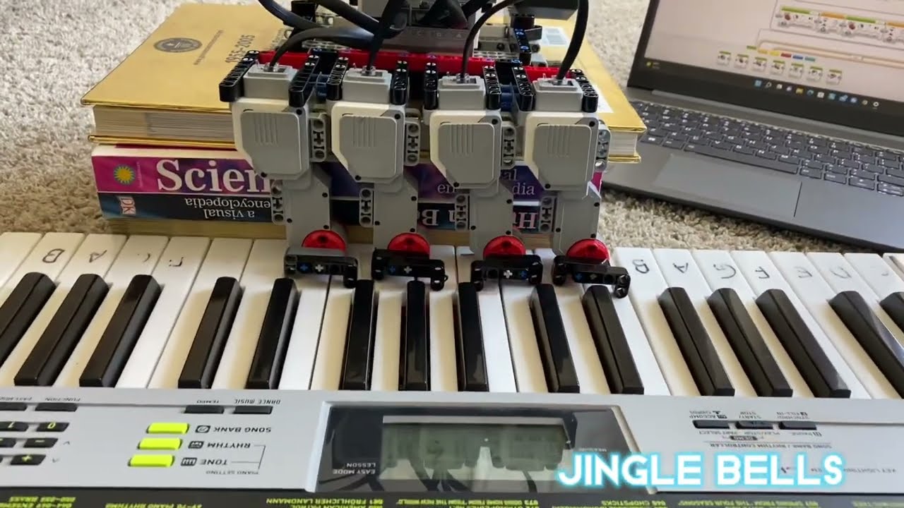 Ev3 Piano Playing Robot - YouTube