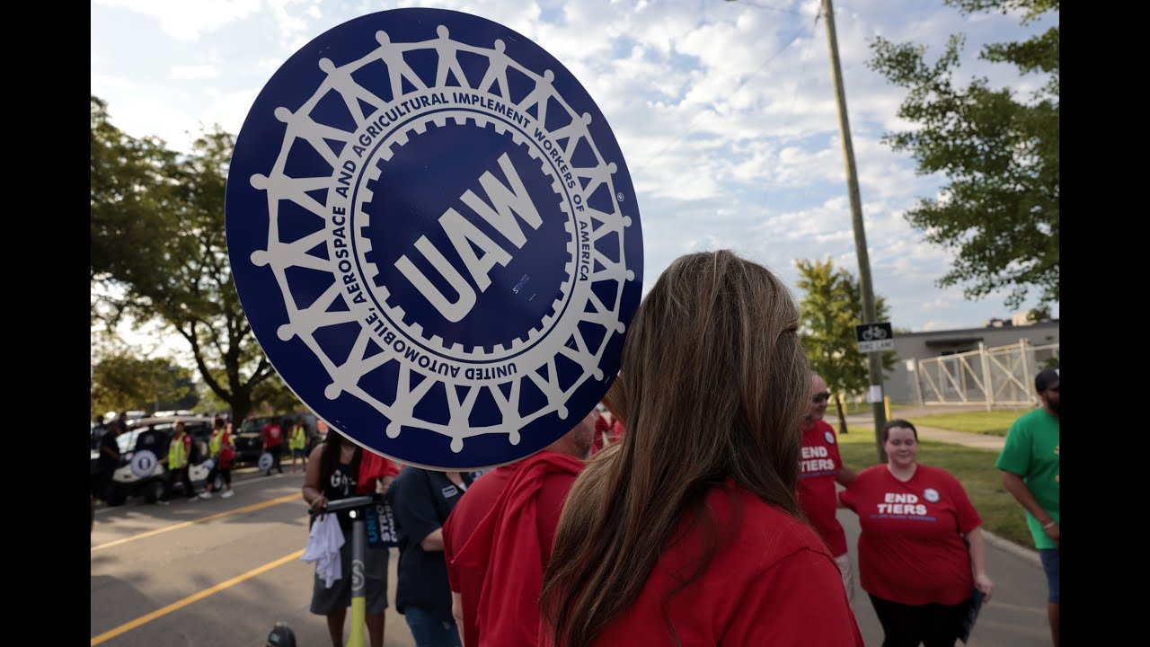 UAW Could strike against the Big 3 automakers on Thursday - YouTube