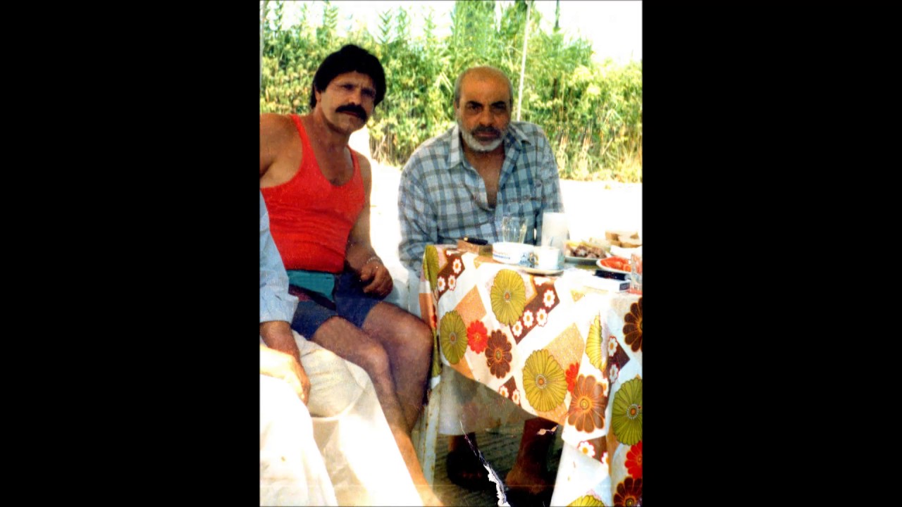 ΧΡΗΣΤΟΣ Ο ΣΚΥΛΑΣ - ΓΥΡΙΖΩ ΑΠ ΤΗ ΝΥΧΤΑ/ΚΑΘΕΝΑΣ ΜΕ ΤΟΝ ΠΟΝΟ ΤΟΥ - YouTube