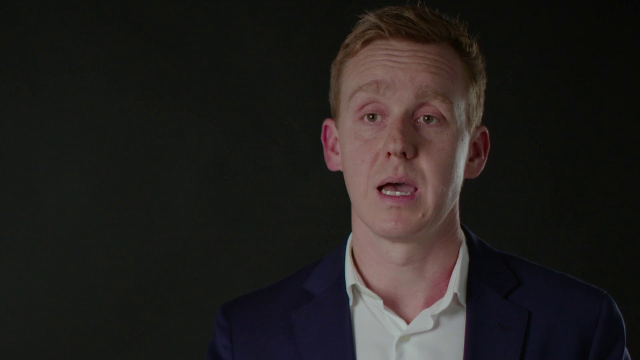 Rhys Clark - Knee replacement - YouTube