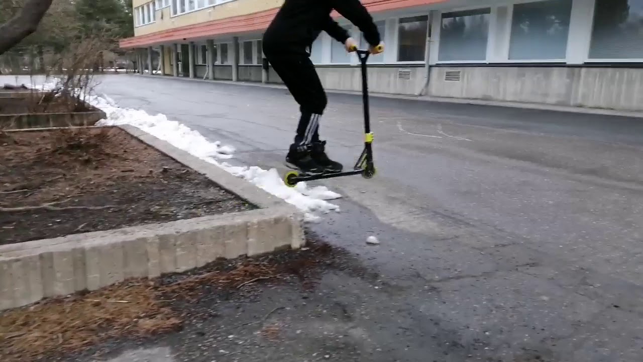 Scootti video osa 2 - YouTube