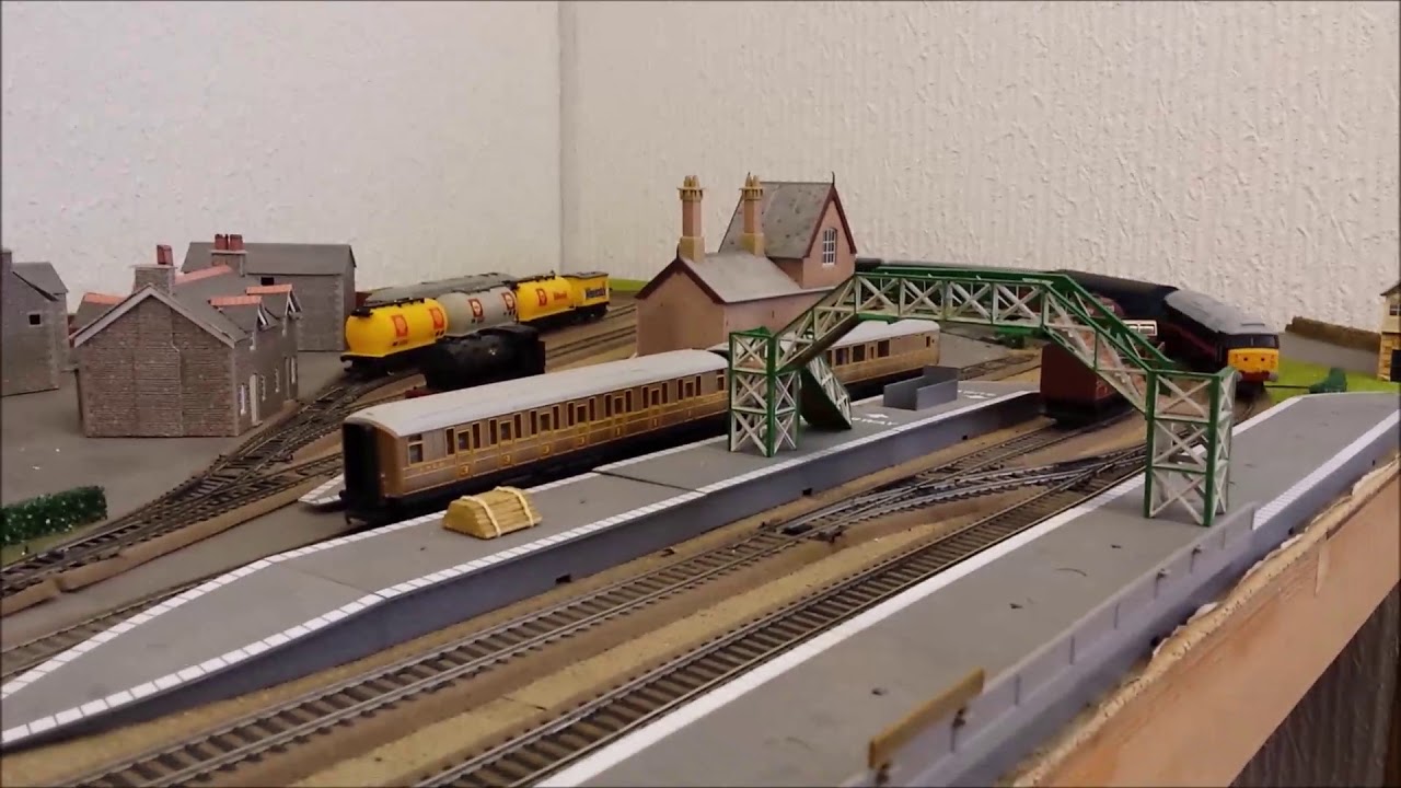 LIMA L204898 Fragonset Class 47/7 Diesel Locomotive No. 47703 L44643 ...