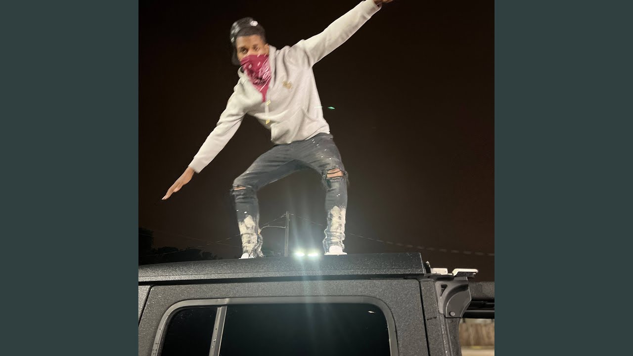 747 Big Blue Face - YouTube