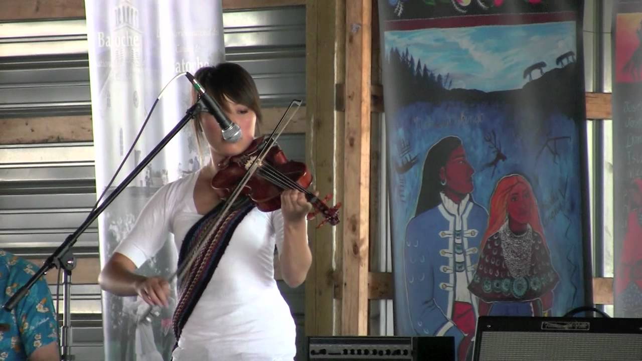 Métis Youth Fiddle Competition (6) - YouTube
