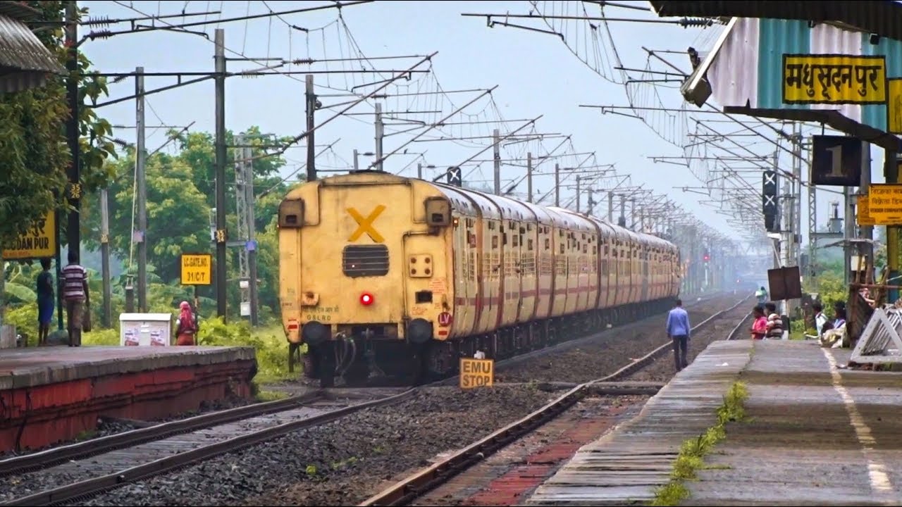 Fully decorated with UTKRISHT coaches KALKA MAIL hauled by WAP 7 ...