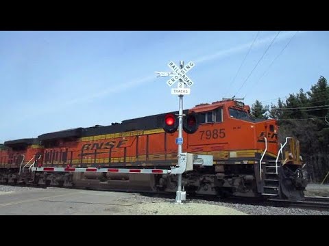 BNSF 7985 East VSTPLPC (4-10-2020) - YouTube