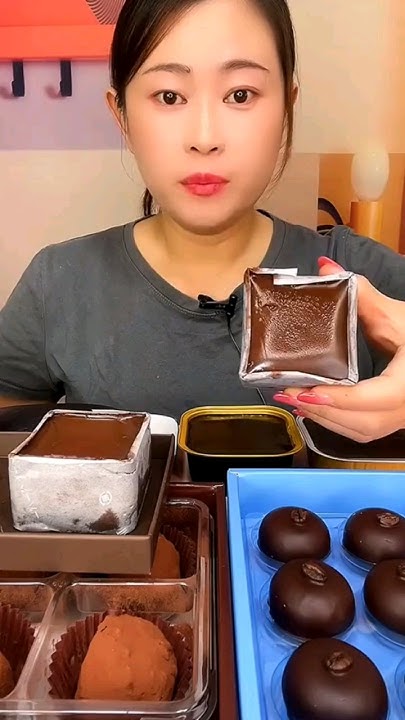 //chinese asmr mukbang//desserts mukbang// chocolate cake// #asmr #mukbang #chineseasmr # ...