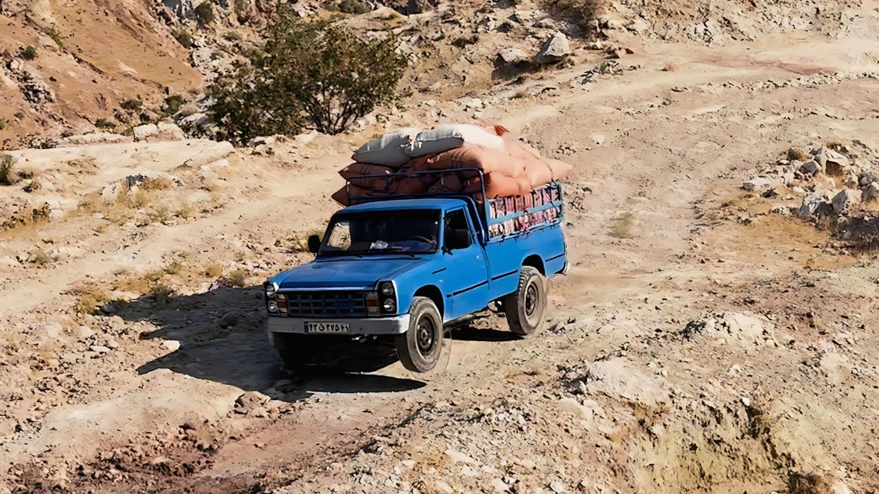 Life Off the Grid | Nomads Battle Harsh Terrain to Fix Roads - YouTube