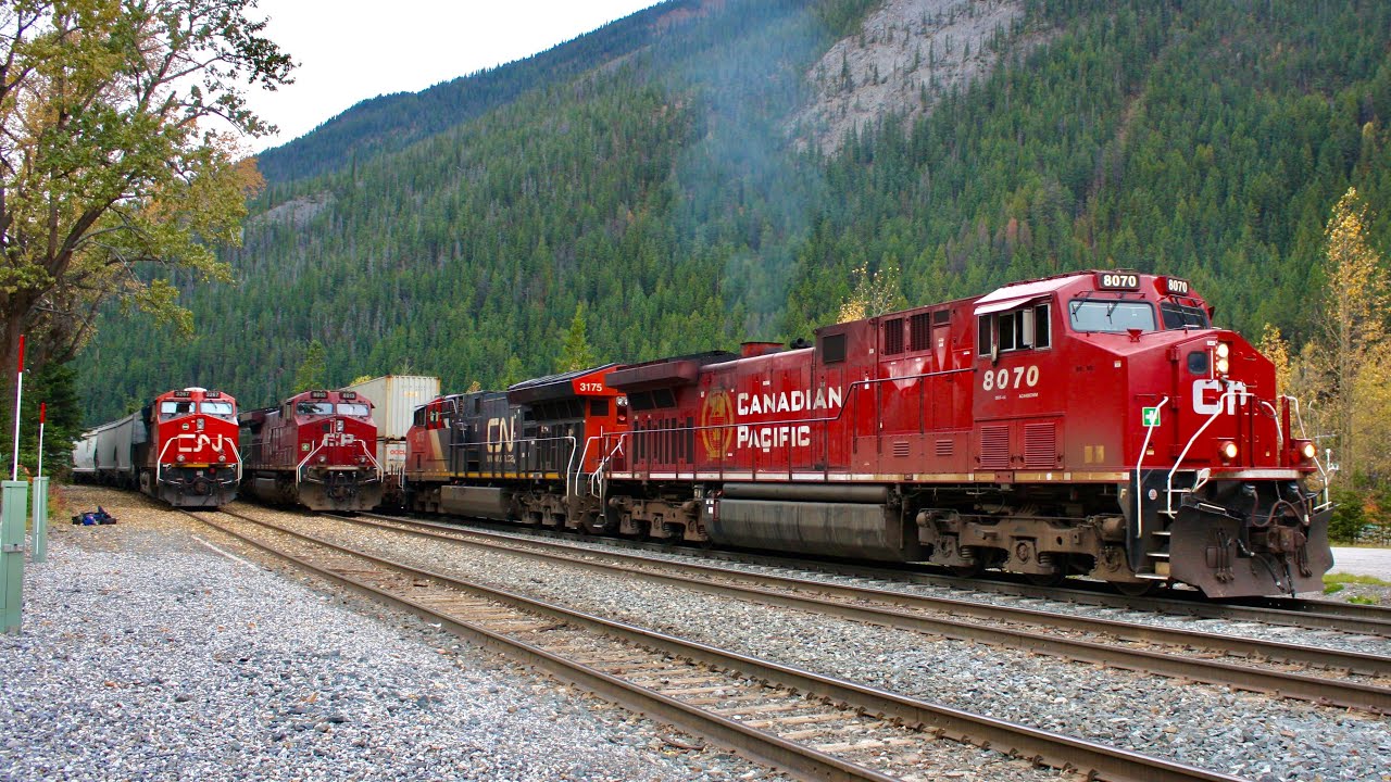 CN ET44AC!!!! CP 8070, CN 3175, CP 9637, and CP 8900 lead CP 112 departing Field, British ...