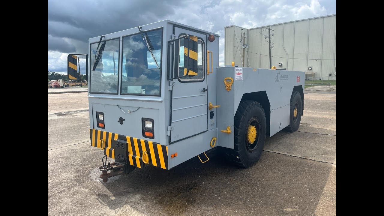 1987 Stewart & Stevenson A/S 32U-30 Aircraft Tug (4,680 Hours) - YouTube