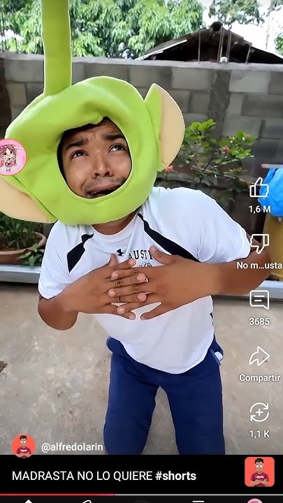 @alfredolarin la madrastra no le quiere #comedia - YouTube