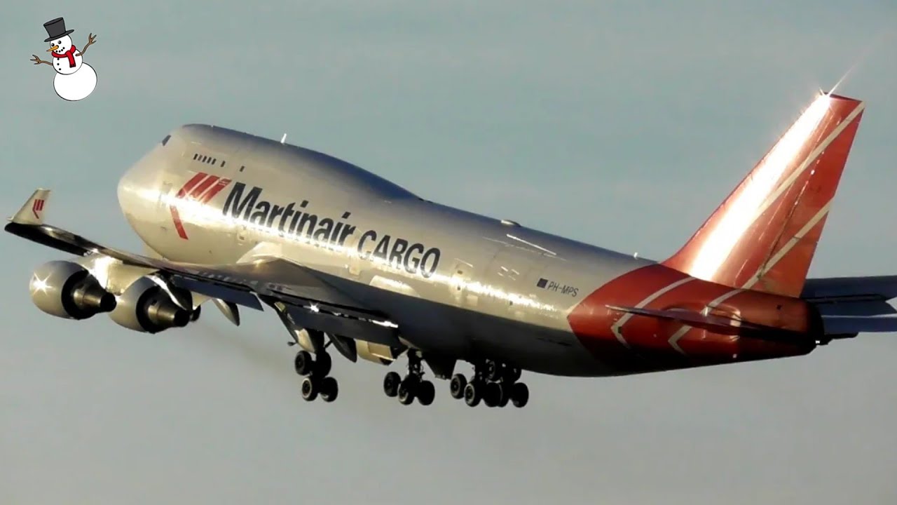 22 Minutes of Boeing 747's, the Queen of the Skies | Christmas Special ...
