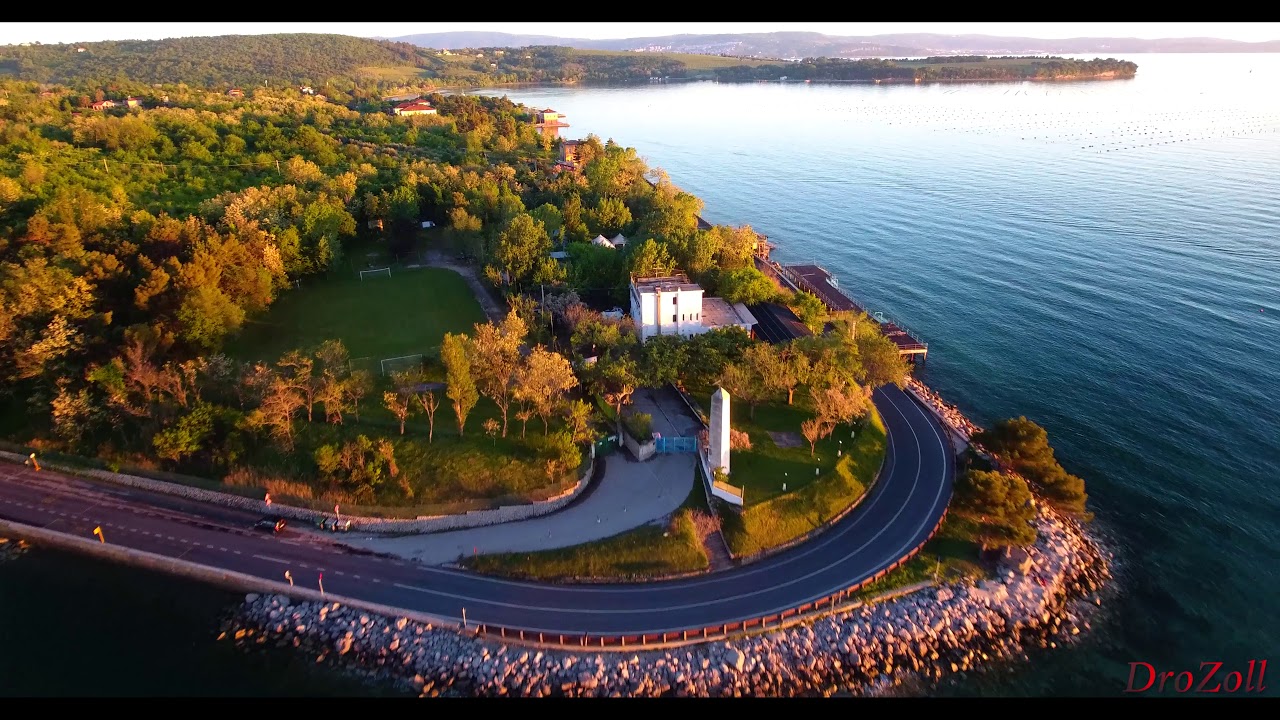 Trieste dal Drone......... - YouTube