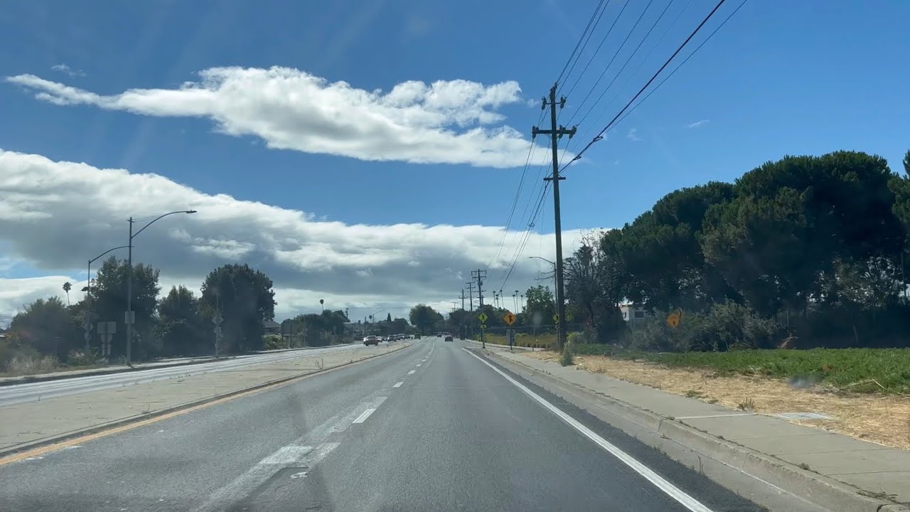 Insane Cumulus Clouds and a long shelf-looking cumulus!!! - YouTube