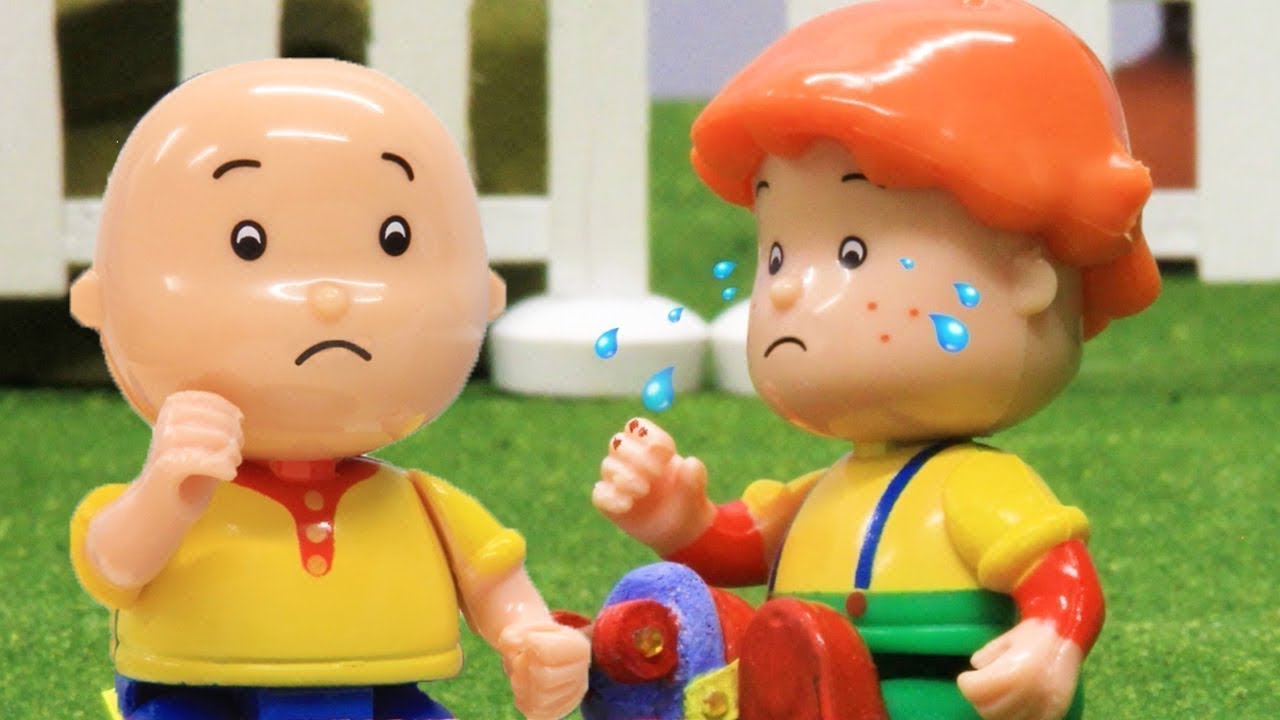 Caillou bakes a cake for Leo - Caillou Toys for Kids - YouTube