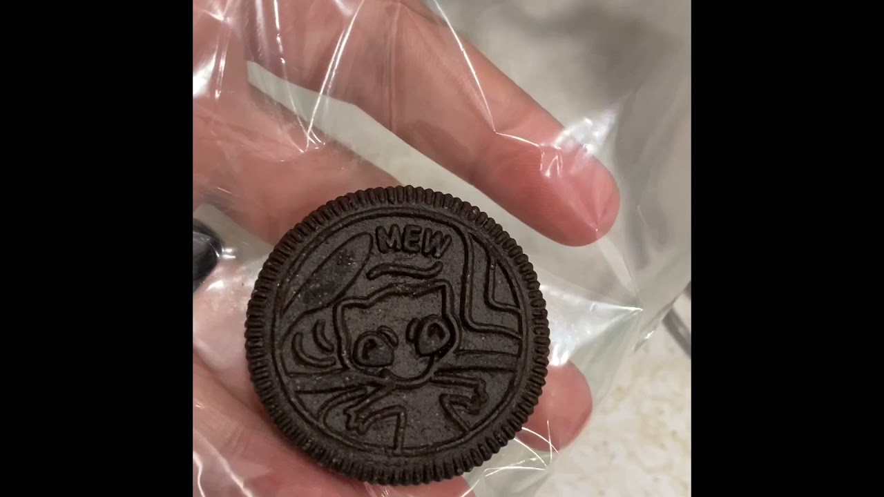 $15,000 rare expensive Mew Pokémon Oreo cookie mint condition invest ...