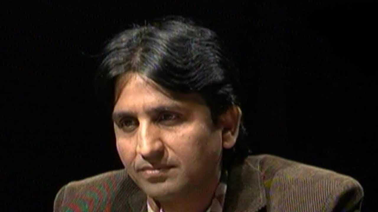 Third Degree: Questioning Kumar Vishwas of the AAP (Part 2) - YouTube