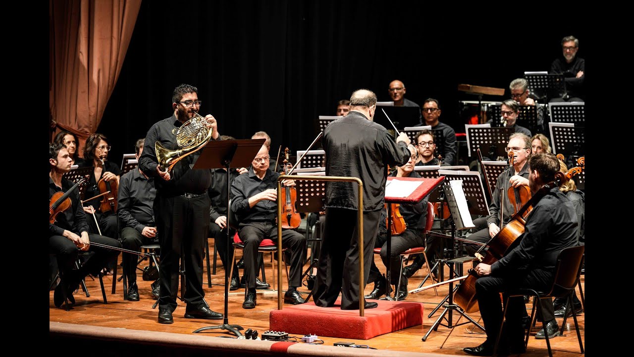 Three Contrasts for solo Horn and Symphony Orchestra version - Angelo ...