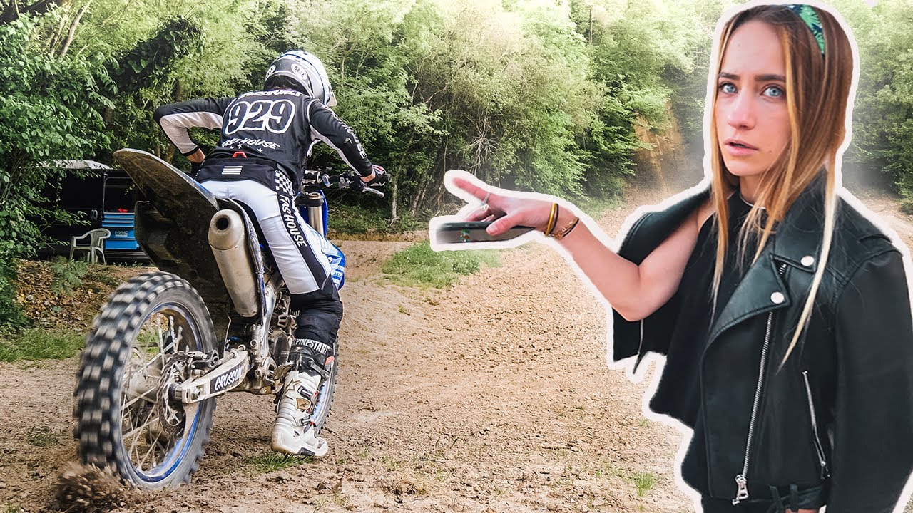 Miss Motocross M'APPREND A ROULER...Ou pas! - YouTube