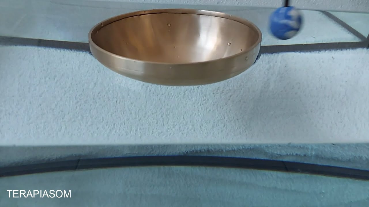 Peter Hess phKS9- KK (Laryngeal) - Singing Bowls Water Experiments ...