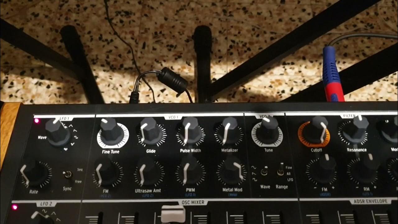 Arturia Minibrute 2: our analogue synthesis travel is just beginning (ultrasaw, PWM ...