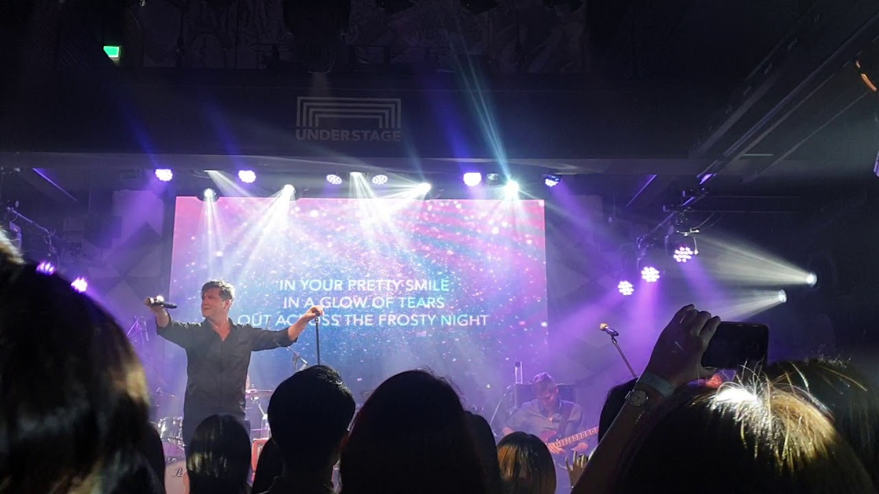 Lasse lindh- hush - YouTube