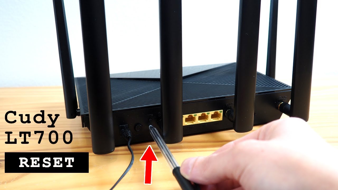 Cudy LT700 4G+ router Wi-Fi dual band • Factory reset - YouTube