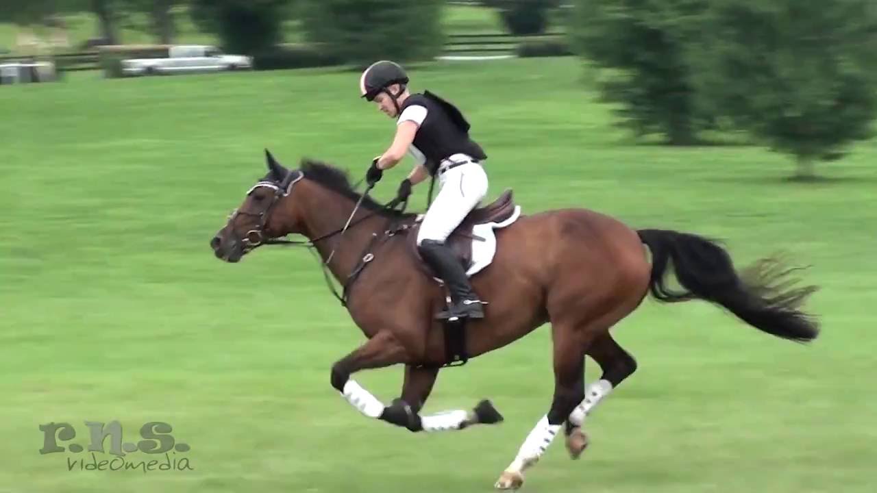Leah Snowden & Ormolu Champagne Run Horse Trials 2016 - YouTube