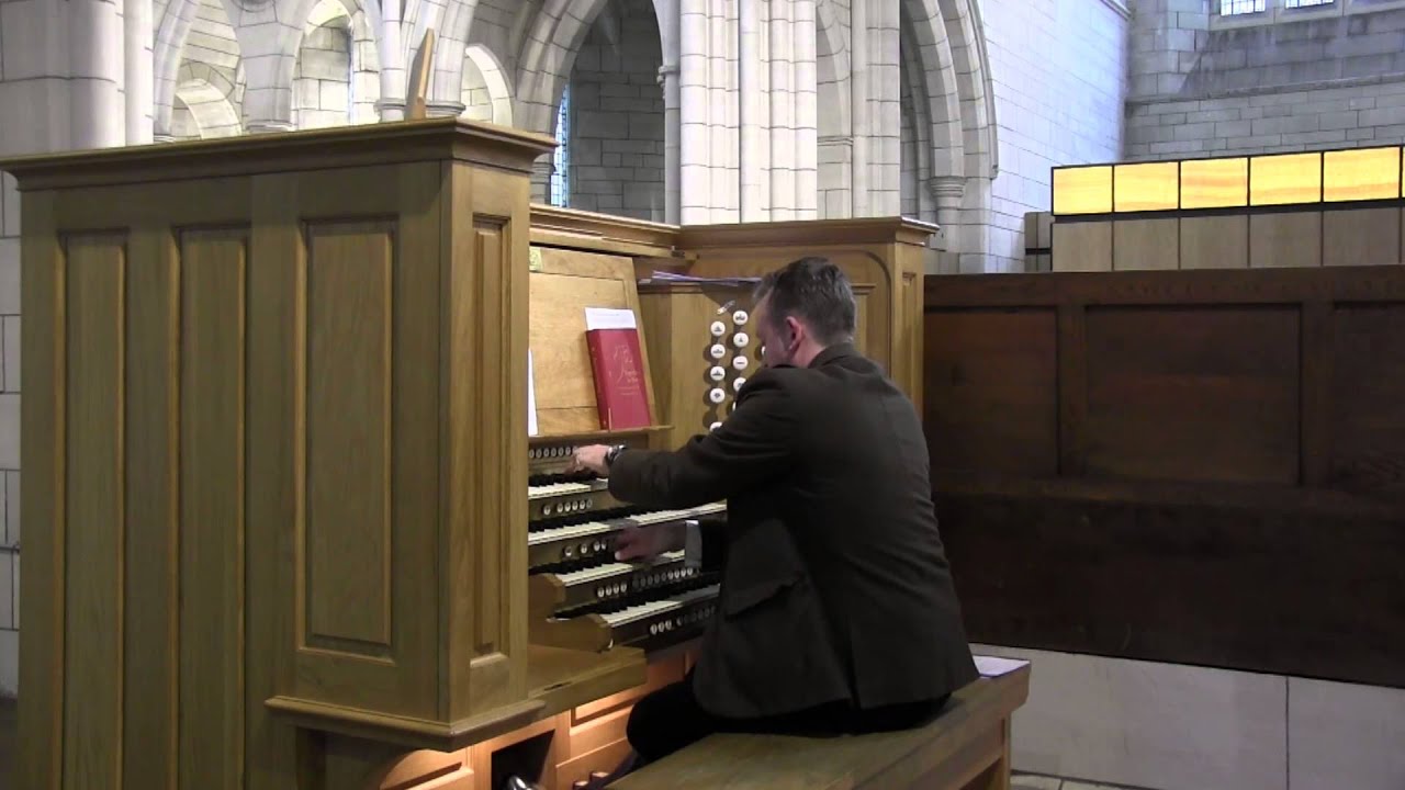 Michael CW Bell, Organ Voluntary - YouTube