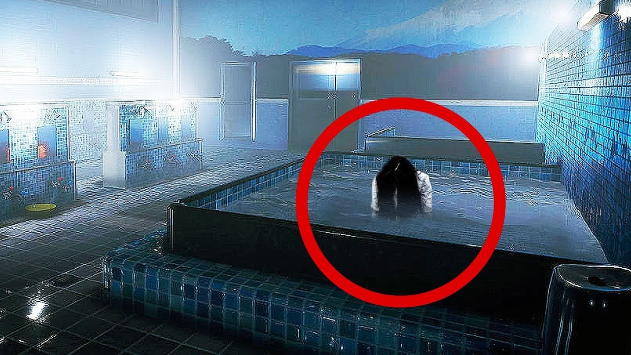 WORKING AT A HAUNTED BATHHOUSE | CHILLAS ARTS GAME - YouTube