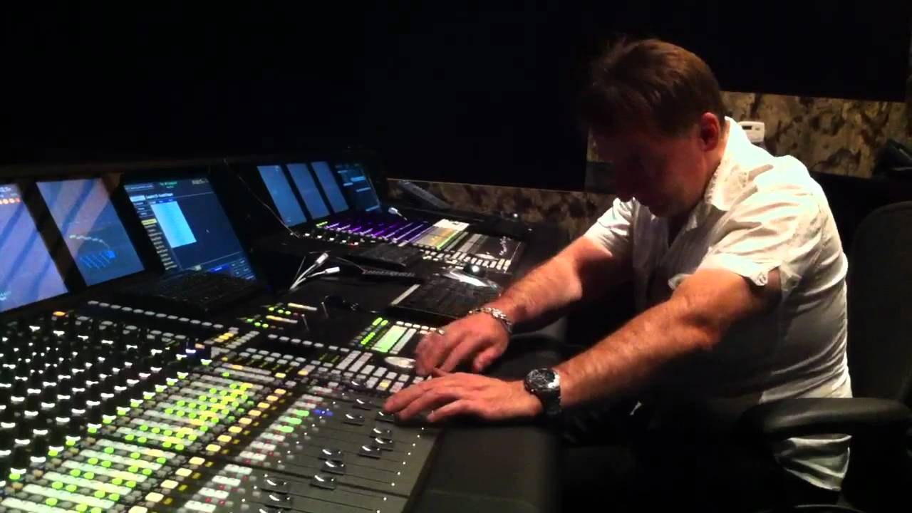 Euphonix System 5 - YouTube