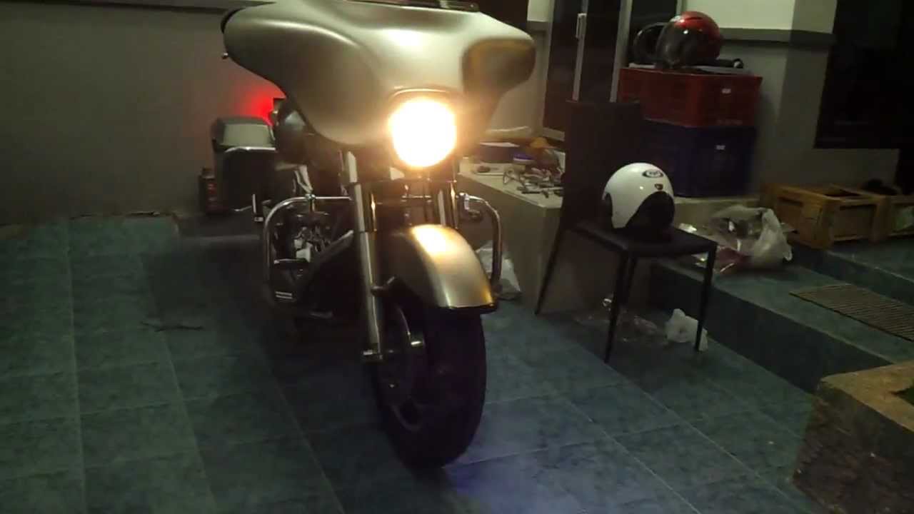 Harley-Davidson engine guard LED strobe (modified).mp4 - YouTube