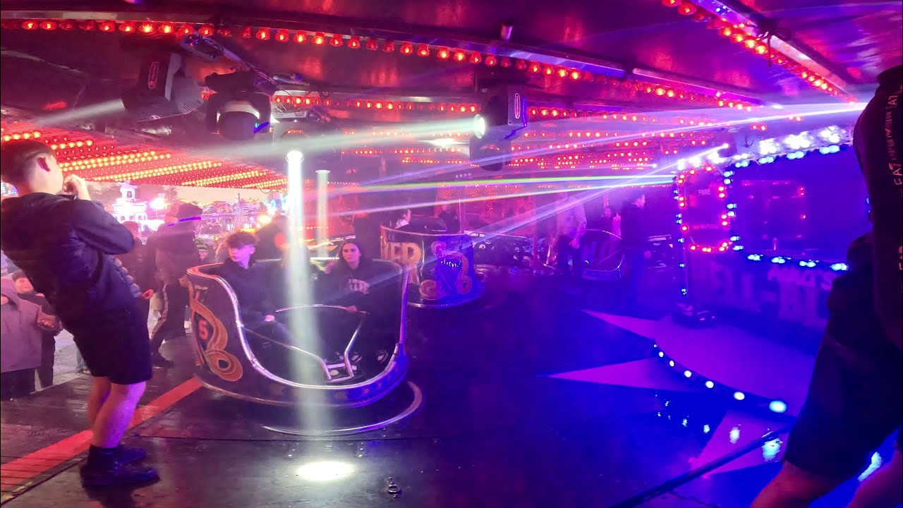 Hell Blazer Waltzer (Terry Atha) On Ride Hull Fair 2024 - YouTube