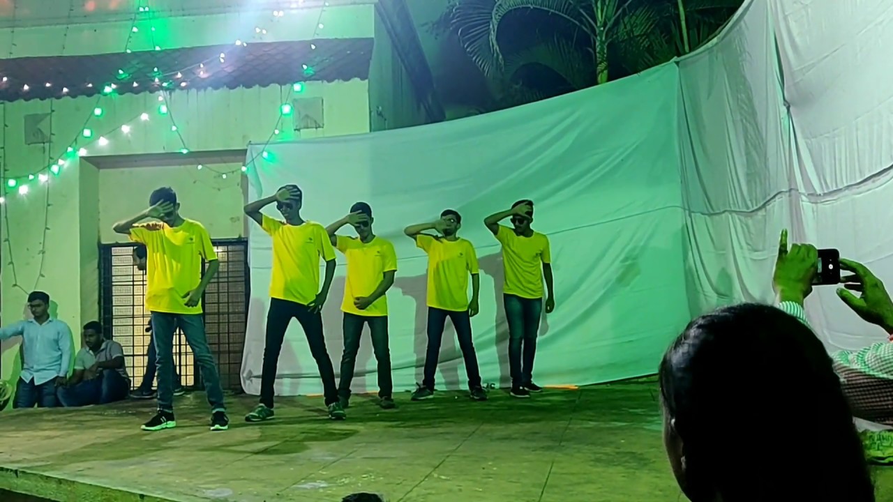 Fictitious Crew 2K19 |Uptown funk| group dance |Fusion | - YouTube