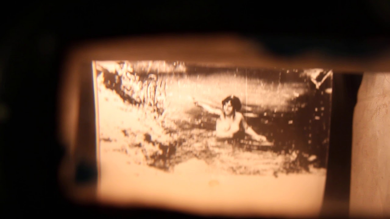 Vintage Mutoscope Movie Sample - A Dip in the Raw - YouTube