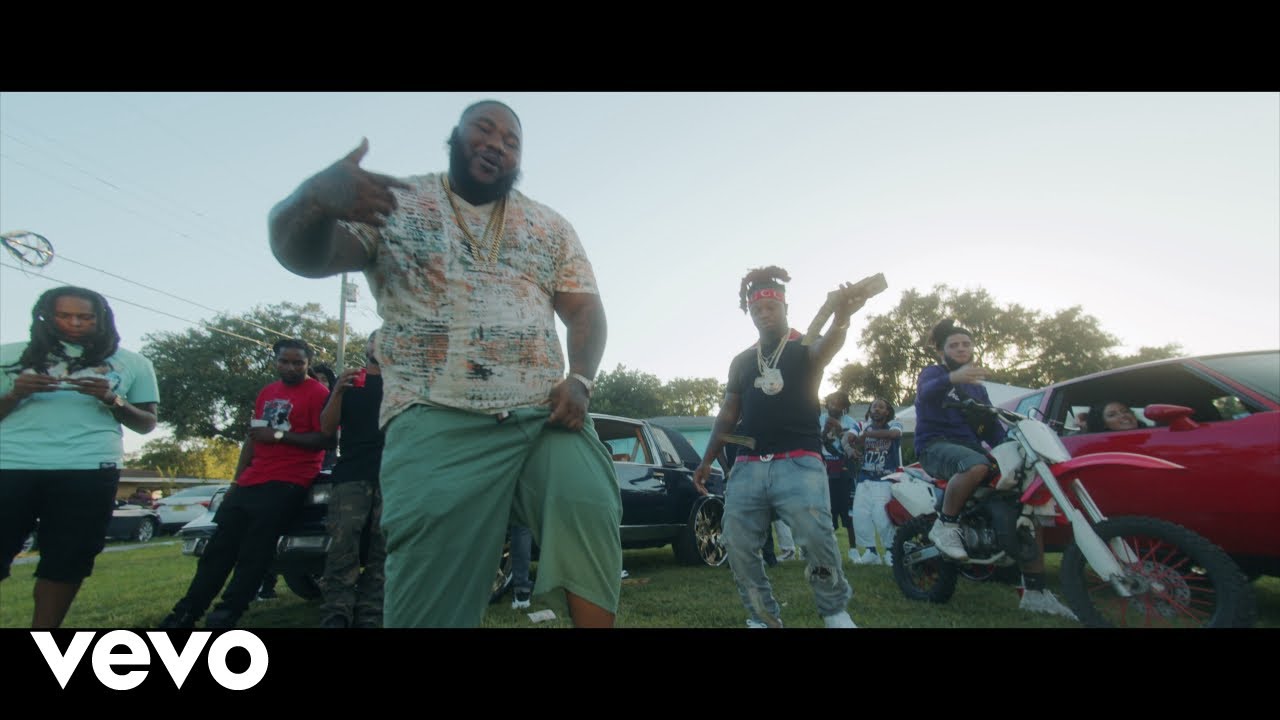 Mike Smiff - My First Hunnid ft. Gank Gaank - YouTube