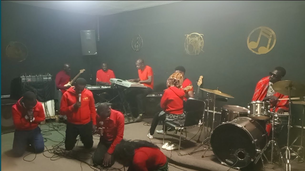 unastahili kuabubudiwa - REHOBOTH BAND - YouTube