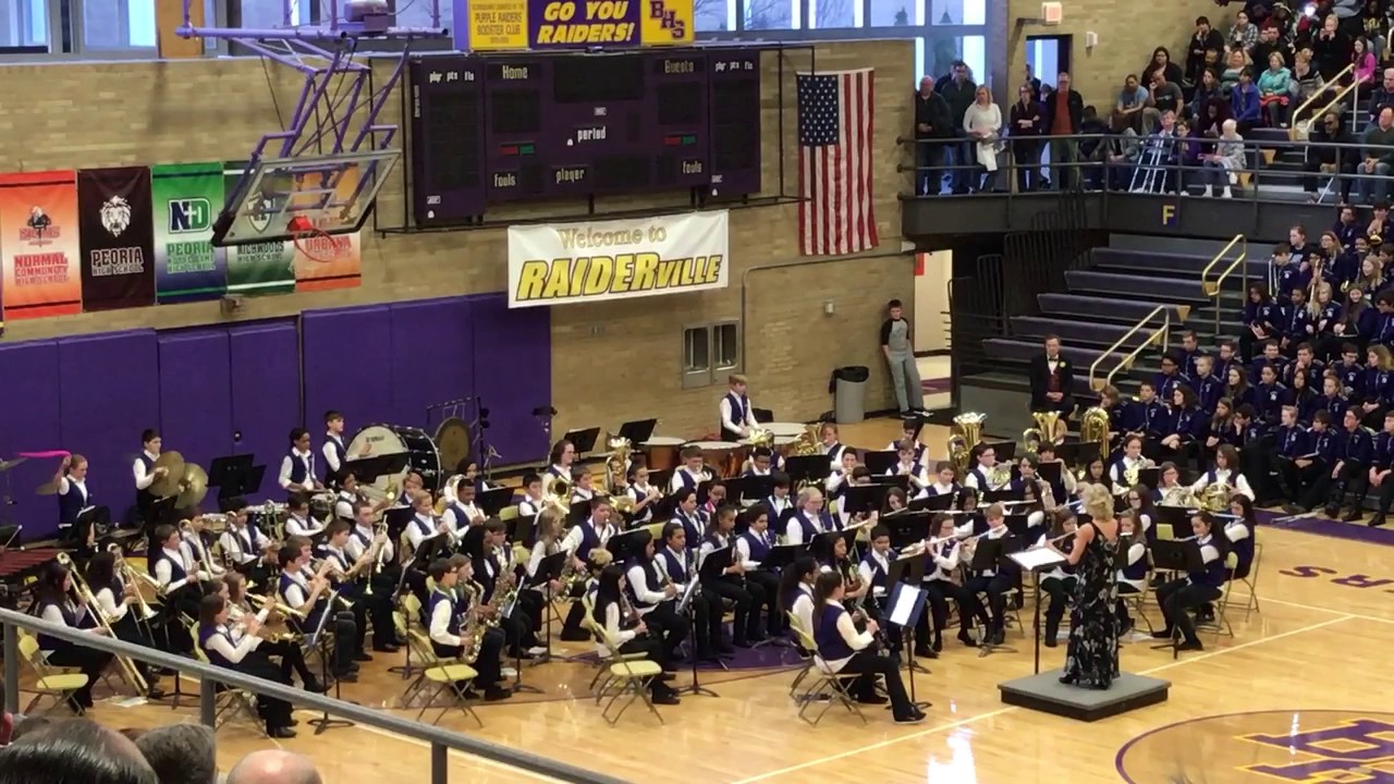 "Aliens Landing" - 6th Grade Band, April 6, 2017 - YouTube